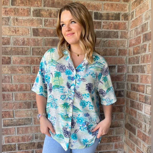 BonWorth | Tops | Vintage Bonworth Shortsleeve Hawaiian Blouse Size L ...